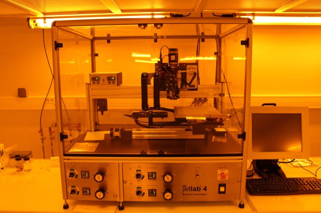 Single Nozzle Inkjet Printer - Microfab Jetlab4